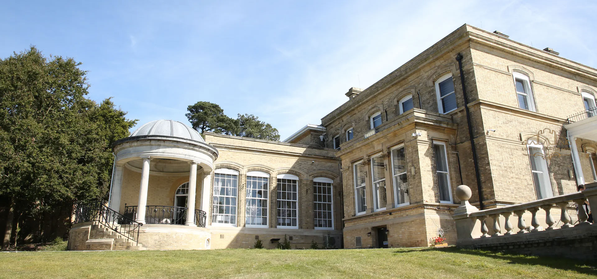 Ponsbourne | Luxury Castle Hire